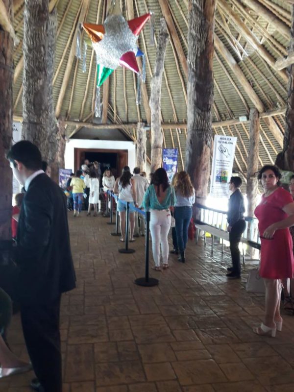 Teatro de Cancun: Holiday Concert - AkumalNow