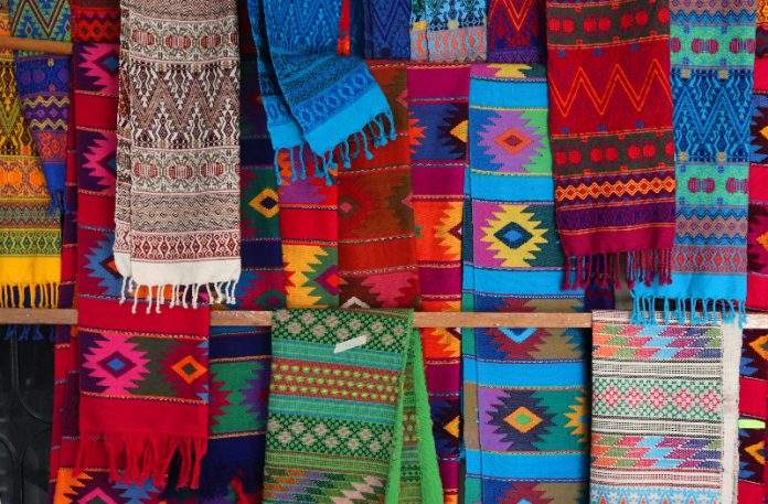 Zapotec Weaving: Techniques, Tradition, Meaning - AkumalNow