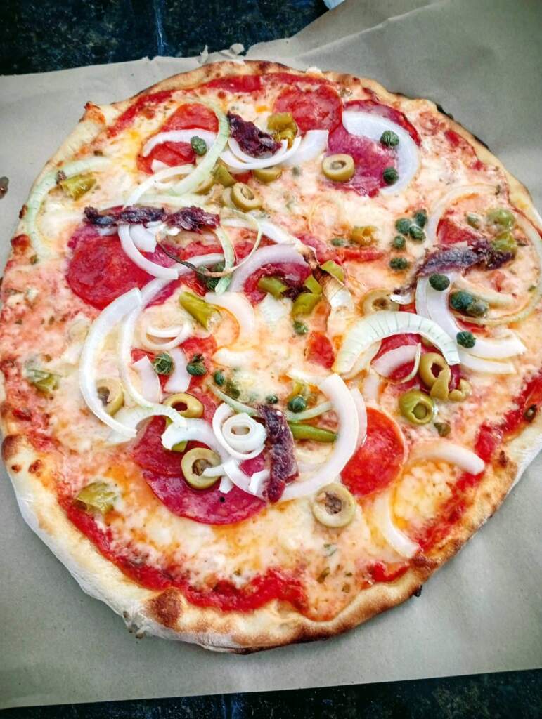 La Piccolina - Pizza By the Slice - AkumalNow
